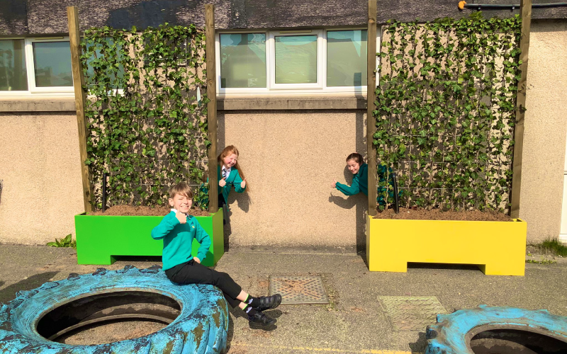 Green-tech modernise welsh playgrounds with green screens - British ...